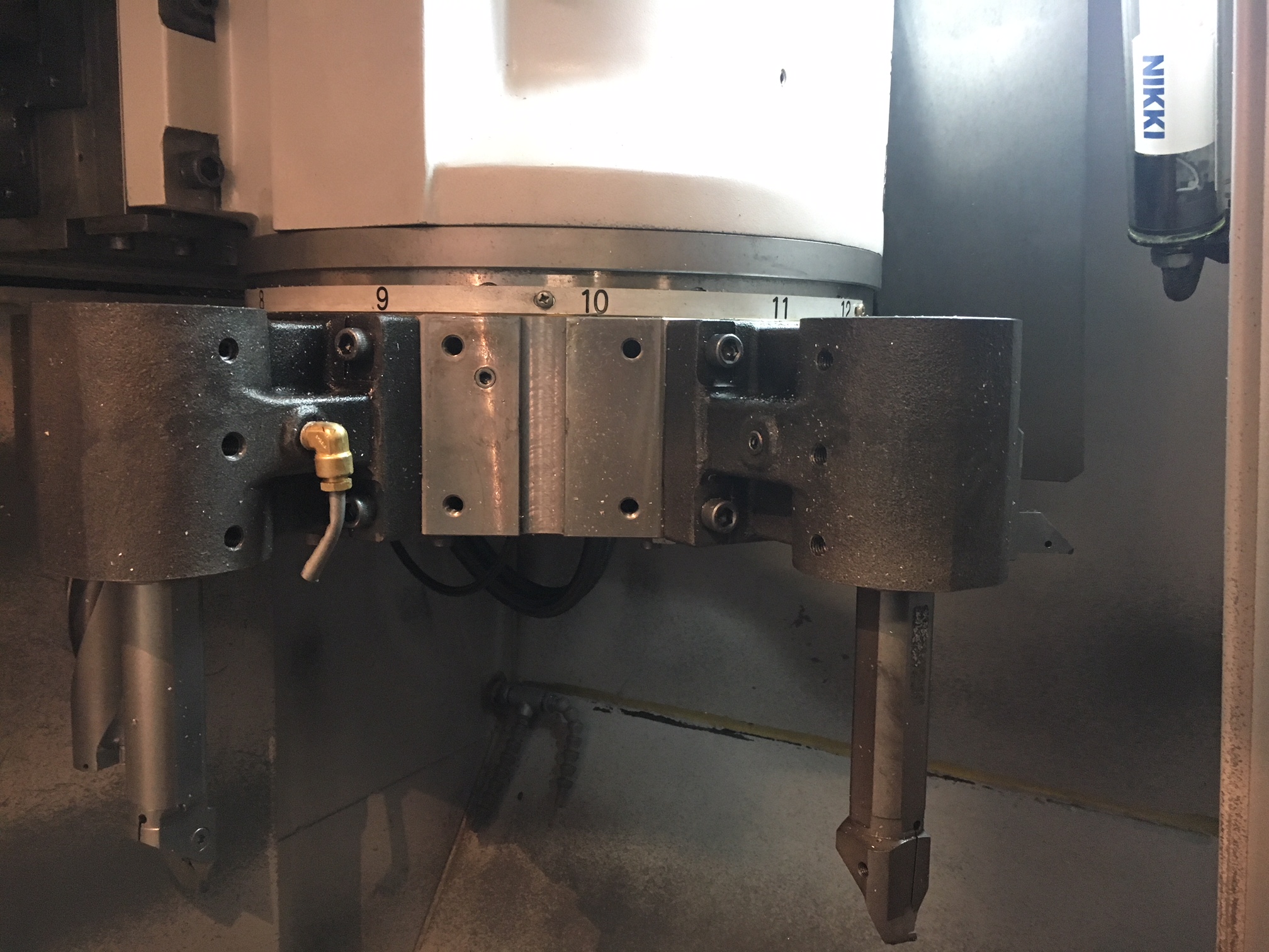 Buy Okuma V60r M 2011 - MMI Direct